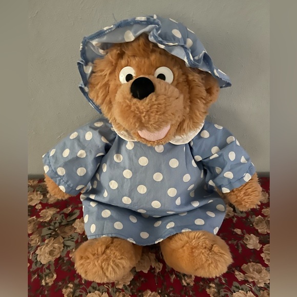 Toys | Vintage Momma Bear From Bearstein Bears | Poshmark